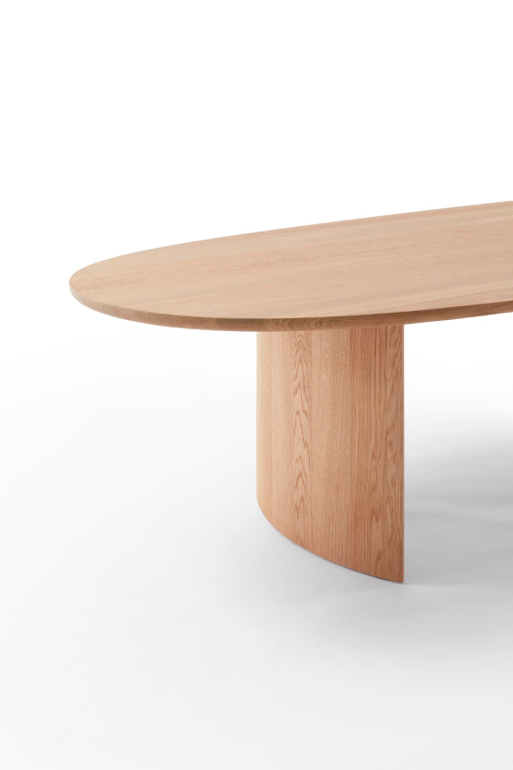 Dew Dining Table – VEST