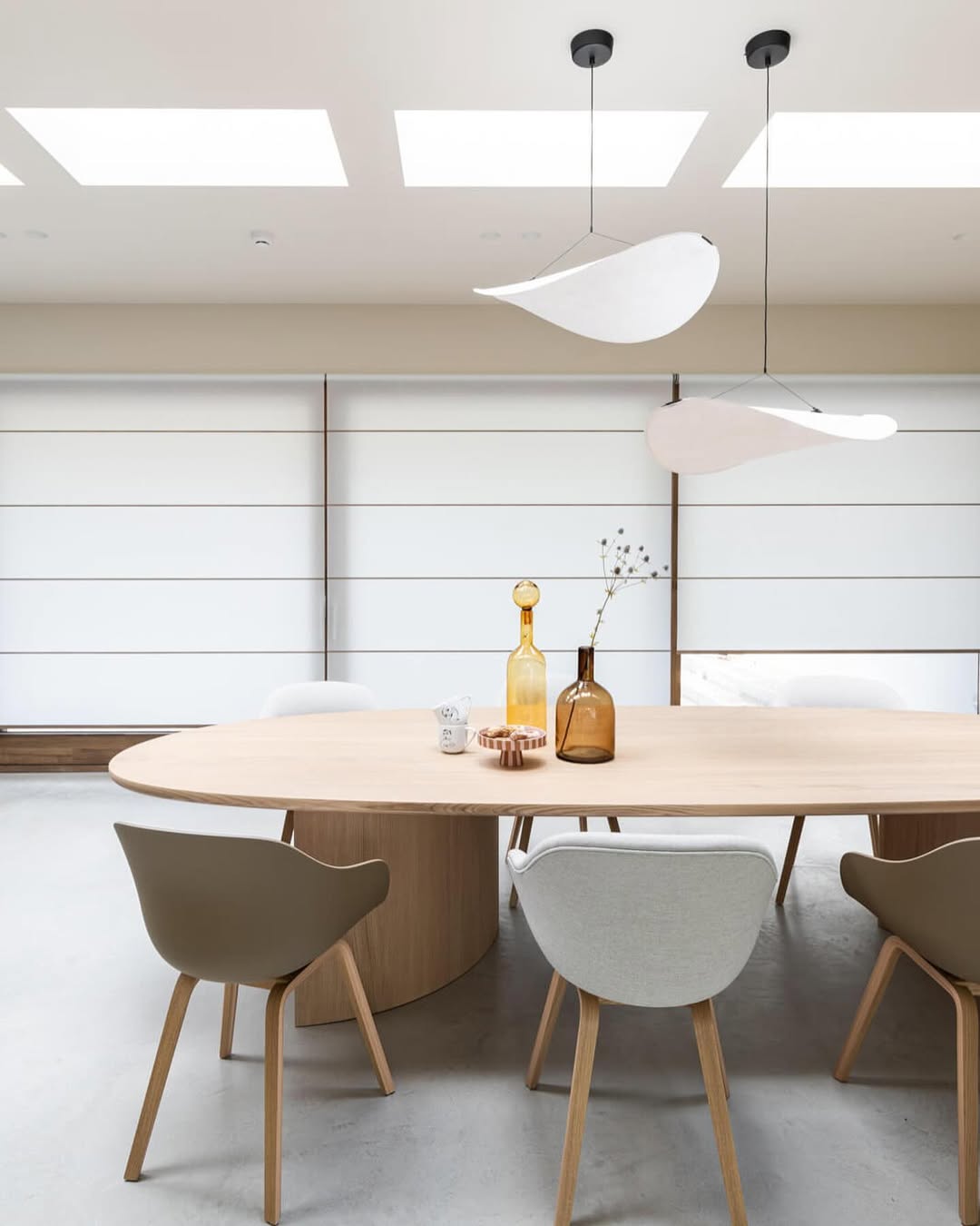 Dew Dining Table – VEST